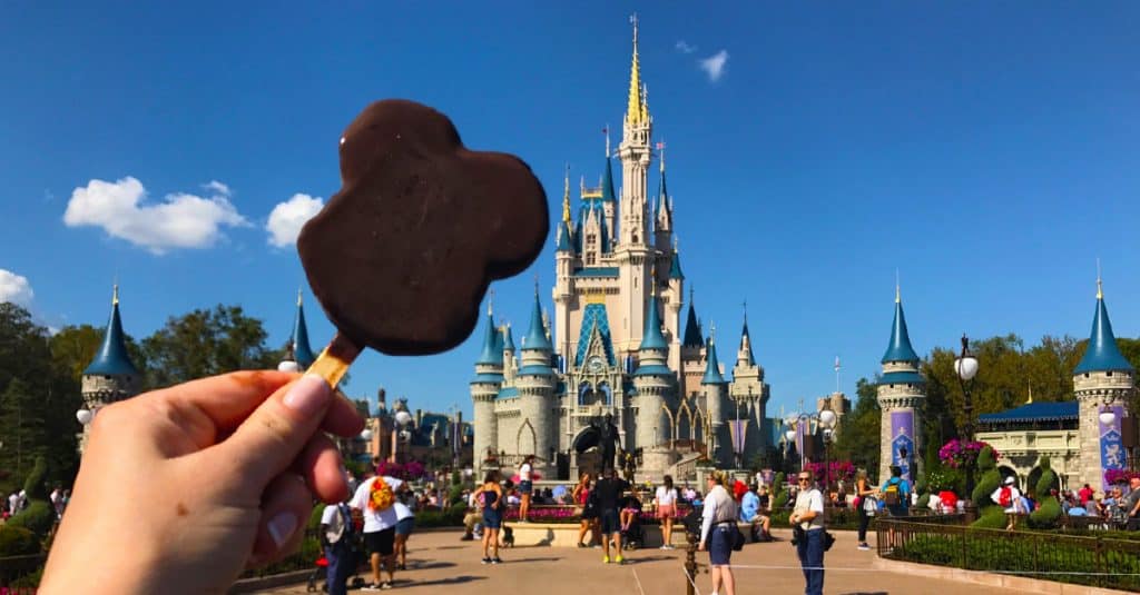 Classic Disney World Snacks You Have to Try | Disney Dining