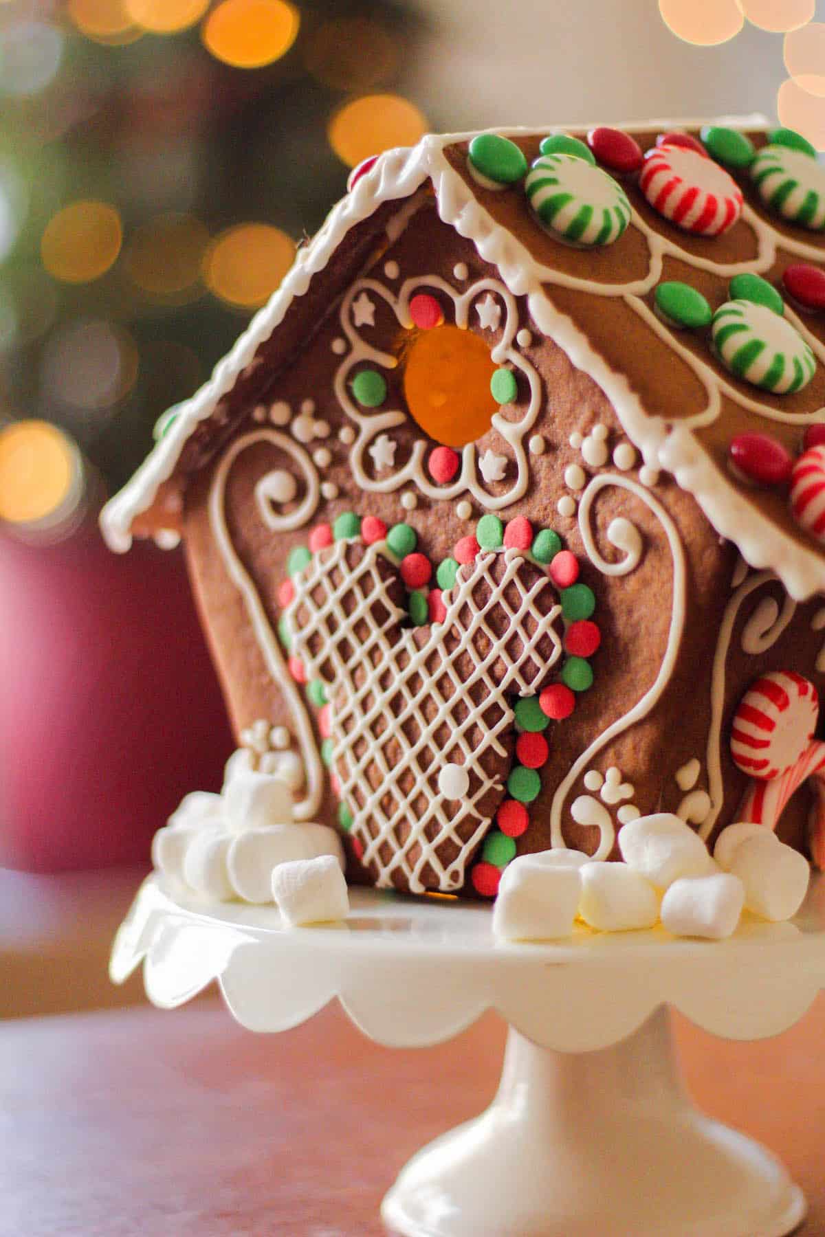 An Outstanding Mickey Gingerbread House Recipe! | Disney Dining
