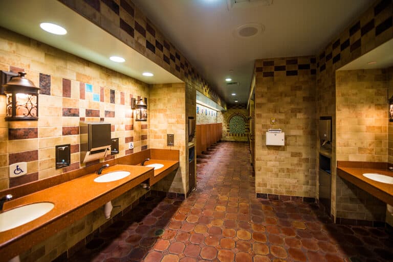 The Best & Worst Restrooms in Walt Disney World | Disney Dining