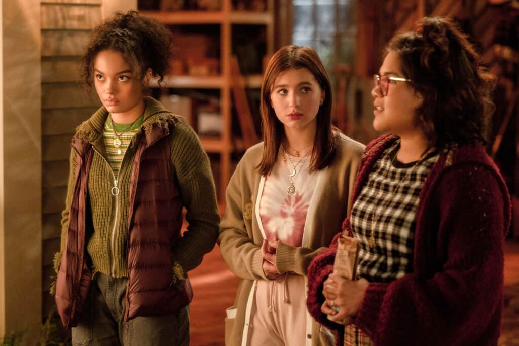 The Original Cast of 'Hocus Pocus' Returns to Salem | Disney Dining