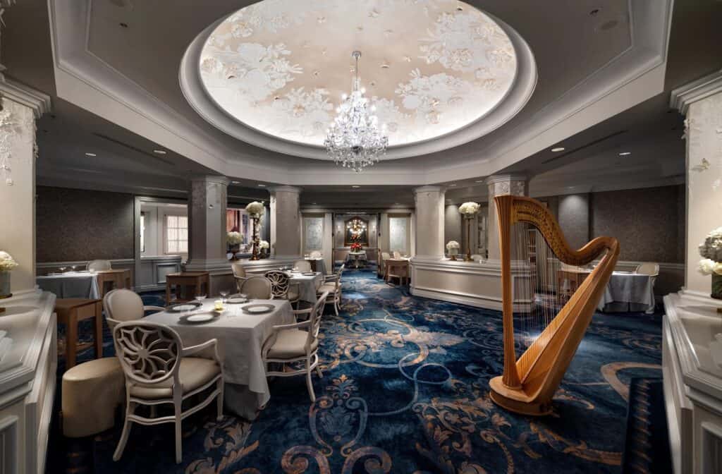 Disney Fans Outraged After Iconic Restaurant was Snubbed in Michelin ...