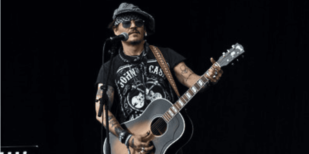Thousands of Fans Celebrate Johnny Depp's 60th Birthday With Him During ...
