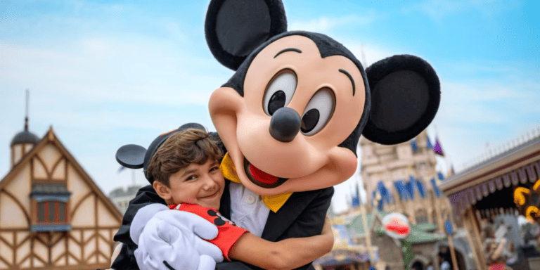 Mickey Mouse Breaks out of Disney for Shocking Late-Night Trip to Taco Bell