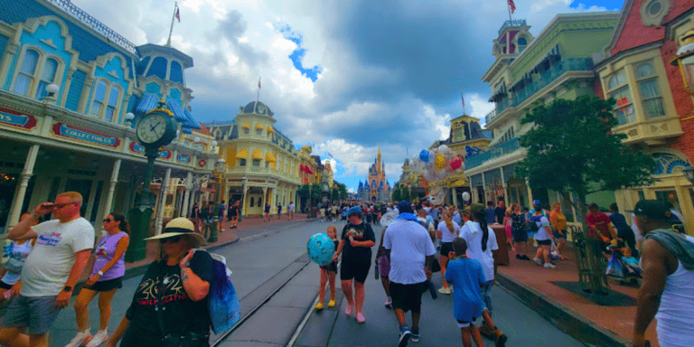 Disney Crowds Are Dropping—Here’s the Best Time To Go | Disney Dining
