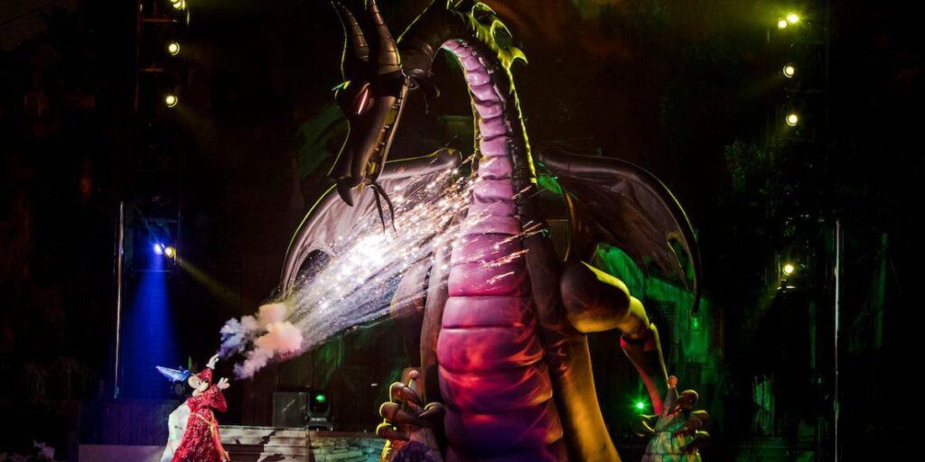 Fans Stunned as Disney Cancels 33-Year-Old Fantasmic! | Disney Dining