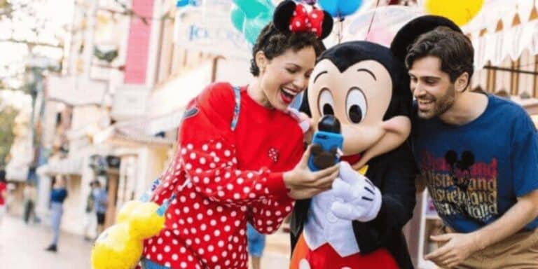 Just Days After Reopening, Disney Cancels Fantasmic! | Disney Dining