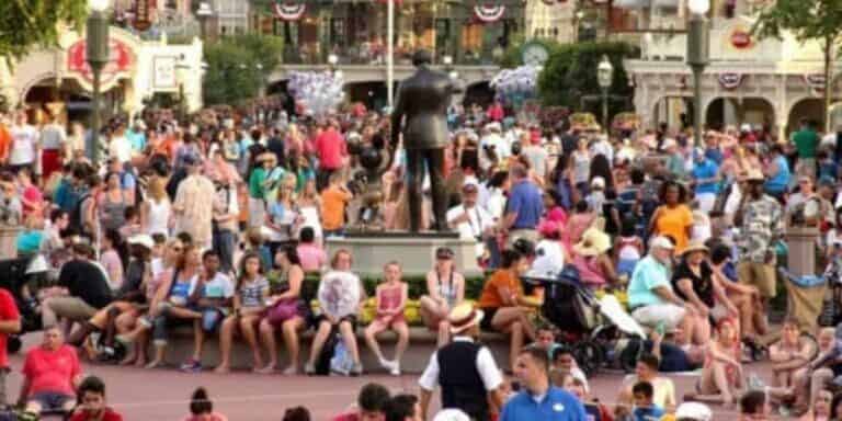 Virtual Queue Back at Walt Disney World Resort, but Only for Select ...