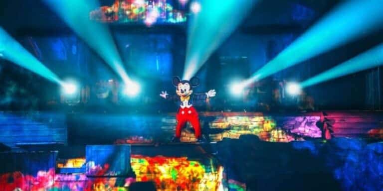 Disney World Announces New ‘Fantasmic!’ Routine Beginning in September ...