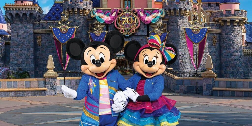 Disneyland Park Hopper Option Removed for All Guests: New Policy Now ...