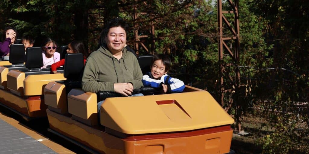 Tragedy at Historic Theme Park: Child Drowns in Devastating Accident ...