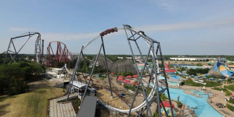 Six Flags Theme Park Becomes Crime Scene After Shooting