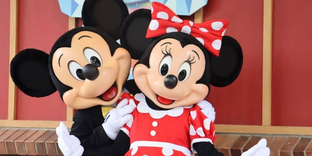 Disney Confirms Reimagining of Theme Park Versions of Mickey and Minnie ...
