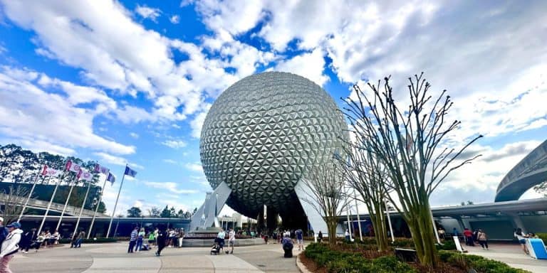 Disney World Expands Canadian Borders at EPCOT | Disney Dining